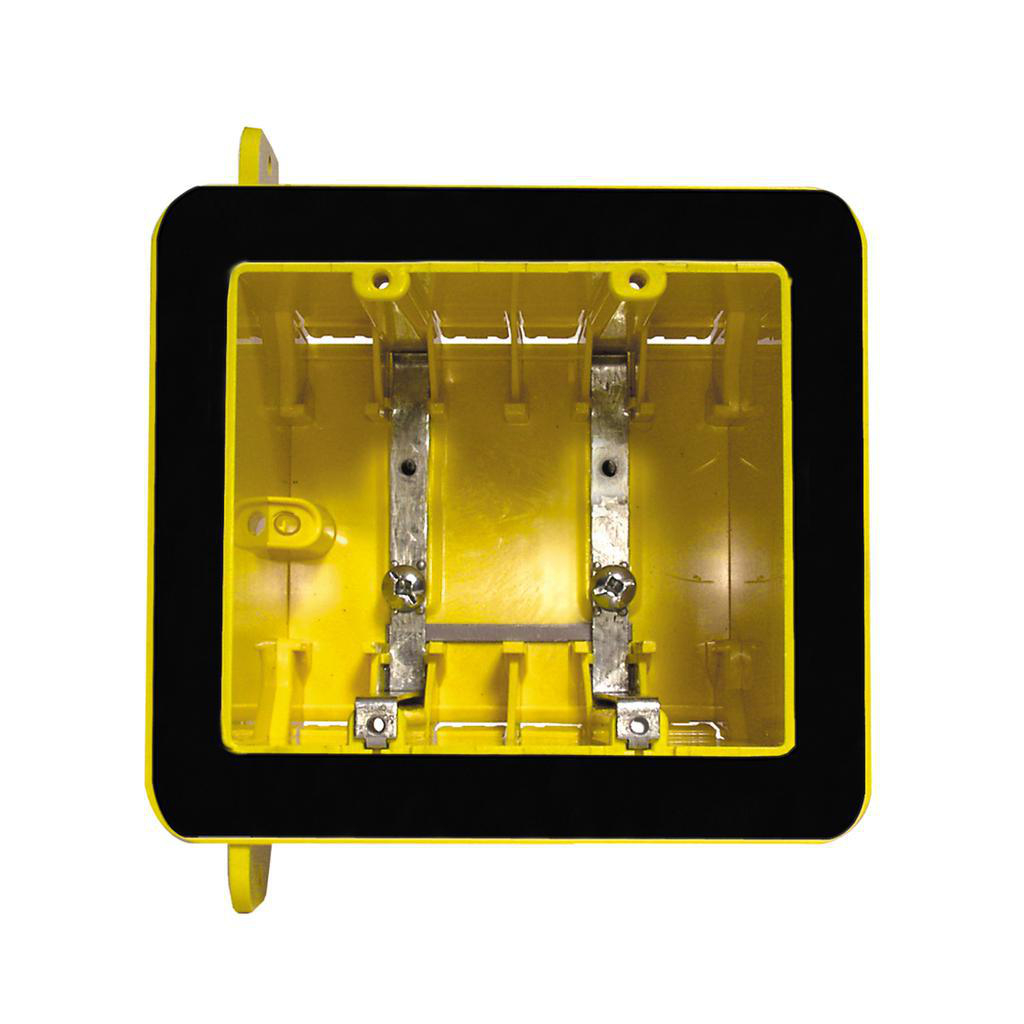 HUBBELL 37.0Cu.In 1/2 inch Setback tradeSELECT Device Box Flanged Only